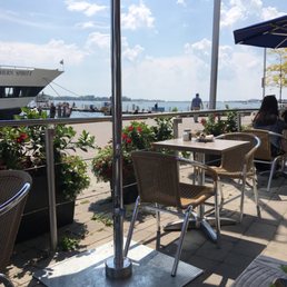 THE GOODMAN PUB & KITCHEN - Updated December 2025 - 133 Photos & 136 ...