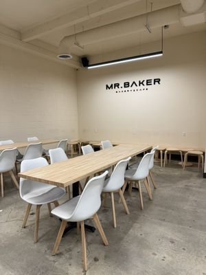 MR BAKER - Updated December 2025 - 152 Photos & 94 Reviews - 10466 ...