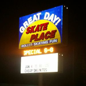 STARLIGHT SKATIUM SKATING RINK - Updated April 2025 - 15 Reviews - 612 ...