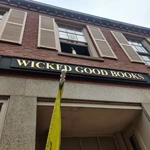 WICKED GOOD BOOKS - 21 Photos & 43 Reviews - Bookstores - 215 Essex St ...