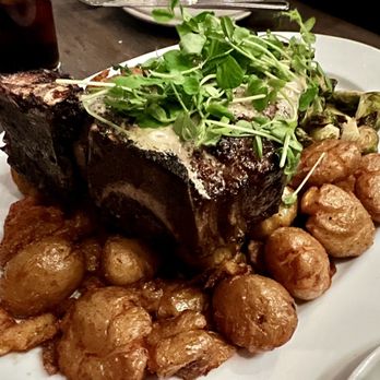 ENGINE ROOM - 1348 Photos & 1363 Reviews - 14 Holmes St, Mystic ...