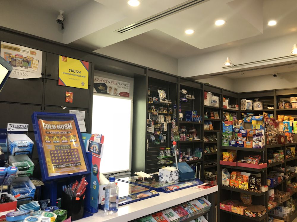 Y AND Z CONVENIENCE STORE - 74 Victoria street, Toronto, Ontario ...