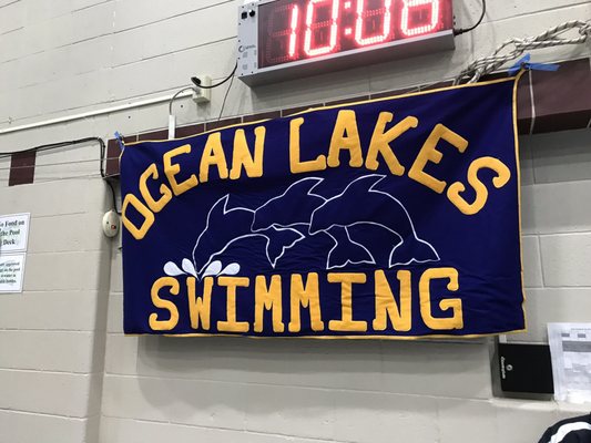 GEORGE MASON UNIVERSITY AQUATIC & FITNESS CENTER - 35 Photos & 17 ...