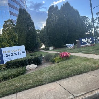 BOBBY’S BURGERS BY BOBBY FLAY - Updated July 2025 - 204 Photos & 145 ...