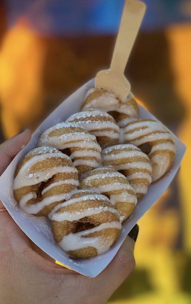 6IX DONUTZ - Updated December 2025 - 17 Photos - 83 Portland Street ...