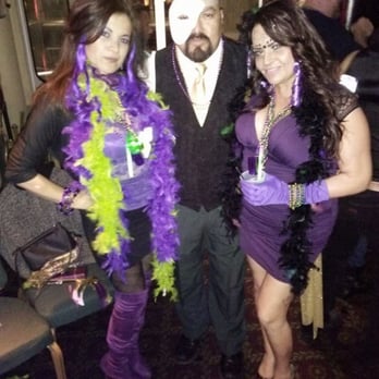 QUEENVEE ENTERTAINMENT - Updated May 2024 - 267 Photos & 18 Reviews ...