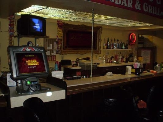 BULLDOG’S BAR & GRILL - Updated December 2025 - 301 Nebraska St ...