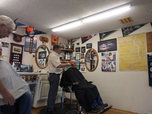 EARL’S BARBER SHOP - 44 Reviews - 204 Central Way, Kirkland, Washington ...
