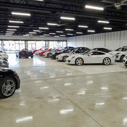 DISCOVERY AUTO CENTER - 33 Photos & 49 Reviews - 10536 N Florida Ave ...