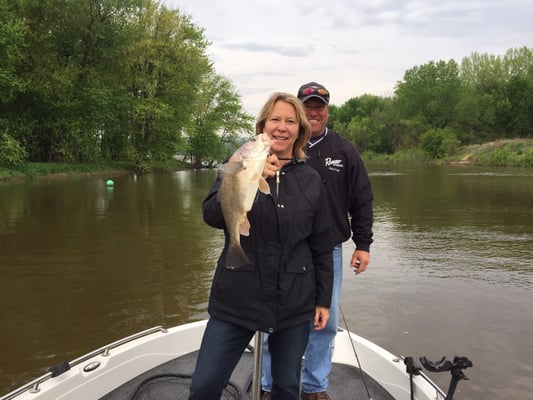 DUBUQUE FISHING GUIDE SERVICE - Updated December 2025 - 12 Photos ...