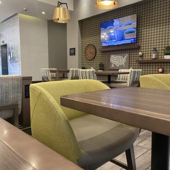 HAMPTON INN RIVERSIDE DOWNTOWN - Updated October 2025 - 169 Photos & 87 ...