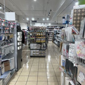 DAISO - Updated January 2026 - 907 Photos & 592 Reviews - 22 Peace Plz ...