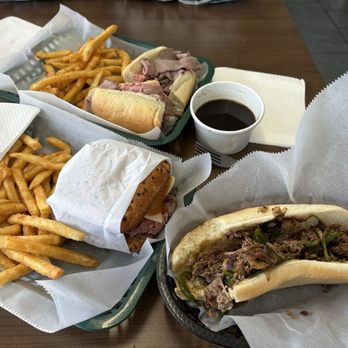 LEGENDS ROAST BEEF ELLSWORTH - Updated October 2025 - 17 Photos & 19 ...