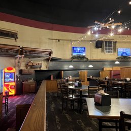 BEGGARS PIZZA - Updated July 2025 - 86 Photos & 139 Reviews - 3524 ...