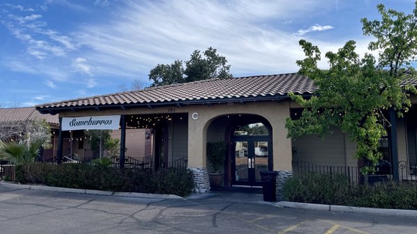 SOMEBURROS - Updated September 2025 - 202 Photos & 427 Reviews - 101 E ...