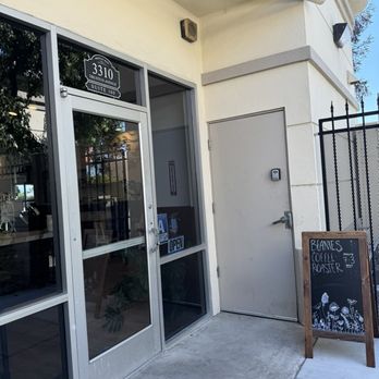 BEANIES COFFEE ROASTER - Updated January 2025 - 90 Photos & 53 Reviews ...