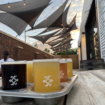 LONG TABLE BREWHOUSE - Updated December 2025 - 56 Photos & 95 Reviews ...