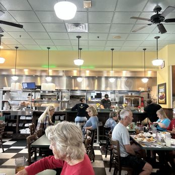 METRO DINER - Updated December 2025 - 510 Photos & 591 Reviews - 1000 S ...