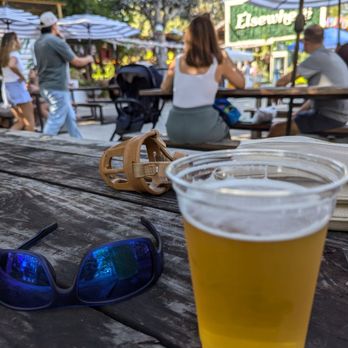 ELSEWHERE GARDEN BAR & KITCHEN - Updated April 2025 - 1036 Photos & 525 ...