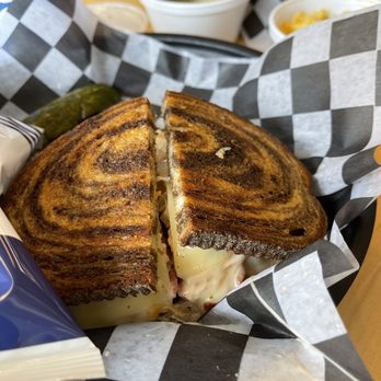 STOLTZFUS MEATS - Updated April 2025 - 132 Photos & 116 Reviews - 14 ...