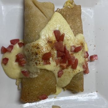 D’LICIOUS CAFFE - Updated June 2024 - 323 Photos & 314 Reviews - 581 E ...