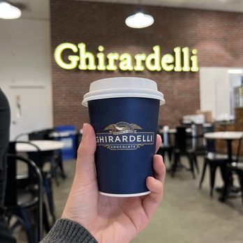 GHIRARDELLI ICE CREAM & CHOCOLATE FACTORY OUTLET - 483 Photos & 305 ...