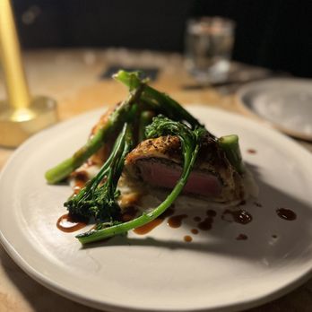 16ELEVEN - Updated July 2025 - 203 Photos & 101 Reviews - 1611 Everett ...