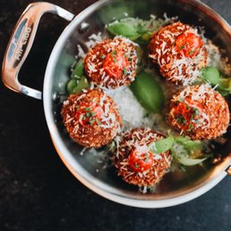 FIA RESTAURANT - Updated January 2026 - 564 Photos & 247 Reviews - 3600 ...