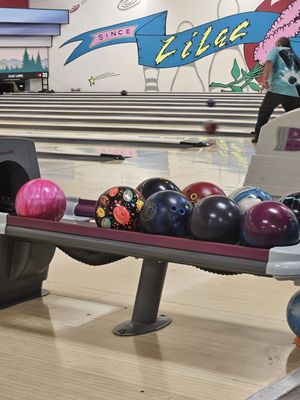 LILAC LANES & CASINO - Updated May 2026 - 12 Photos & 22 Reviews - 1112 ...