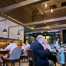 VIDA - Updated November 2025 - 1695 Photos & 530 Reviews - 601 E New ...