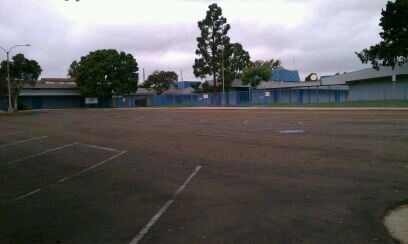 LA MIRADA ELEMENTARY SCHOOL - Updated November 2024 - 222 Avenida De La ...