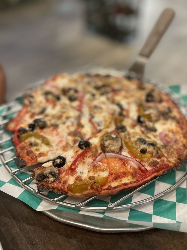 SPINATO’S PIZZERIA AND FAMILY KITCHEN - Updated March 2025 - 792 Photos ...