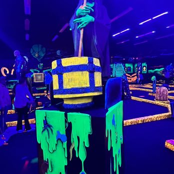 MONSTER MINI GOLF - Updated May 2024 - 283 Photos & 112 Reviews - 9116 ...