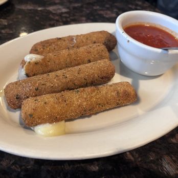 DENOVELLIS - Updated July 2024 - 135 Photos & 180 Reviews - 944 ...