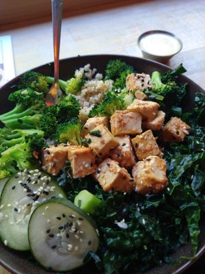 LAUGHING PLANET - Updated November 2025 - 85 Photos & 214 Reviews ...