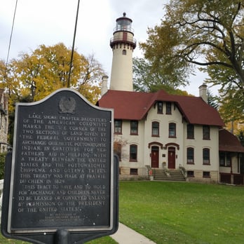 GROSSE POINTE LIGHTHOUSE - Updated May 2024 - 62 Photos & 14 Reviews ...