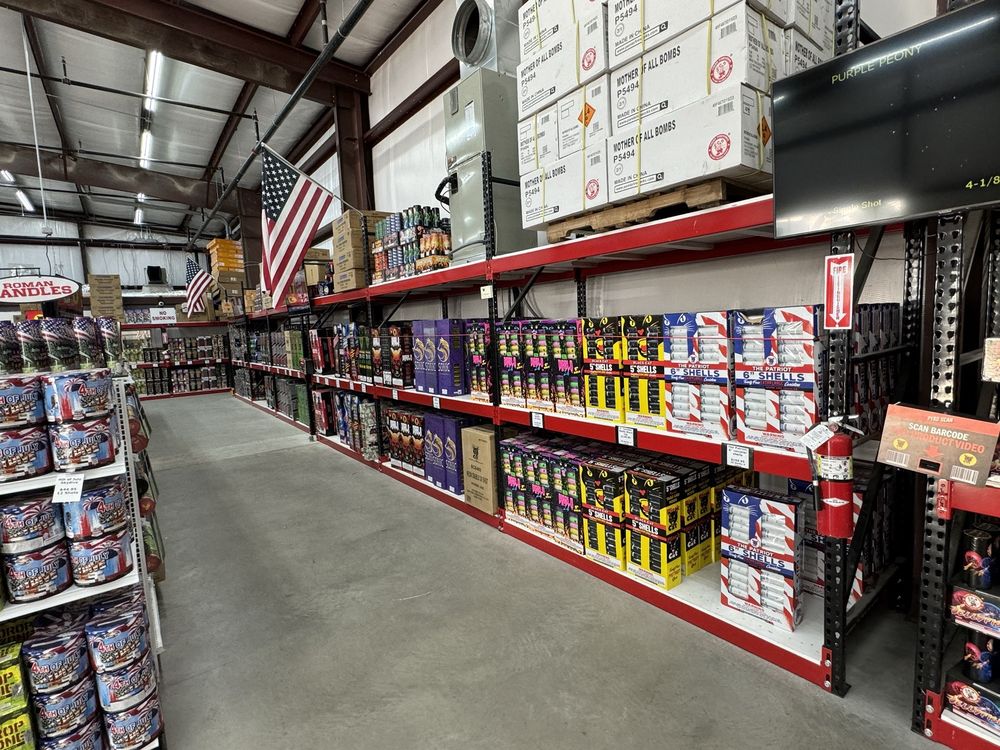 NELSON FIREWORKS OUTLET - Updated September 2025 - 10 Photos & 15 ...