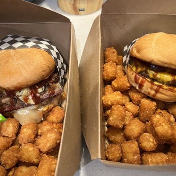 PORTLAND BURGER - Updated August 2024 - 917 Photos & 690 Reviews - 304 ...