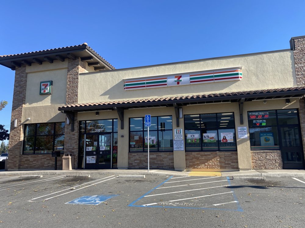 7-ELEVEN - Updated December 2025 - 19 Reviews - 2001 Laurel Rd, Oakley ...