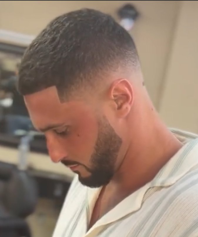 ROYAL THE BARBER - Updated August 2024 - 20 Photos - 219 West Hibiscus ...