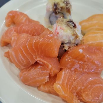 FLAMING BUFFET - Updated October 2025 - 190 Photos & 121 Reviews - 5440 ...