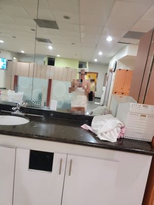 QUEEN SPA & SAUNA - Updated May 2024 - 18 Photos & 16 Reviews - 932 S ...