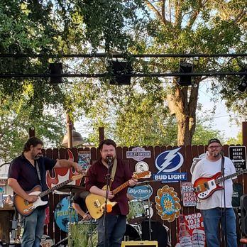 RED STAR LIVE - Updated November 2024 - 107 Photos & 22 Reviews - 9847 ...