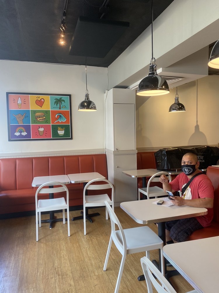 chubbies burgers, Honolulu | Roadtrippers