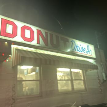 DONUT DRIVE-IN - Updated November 2025 - 285 Photos & 395 Reviews ...