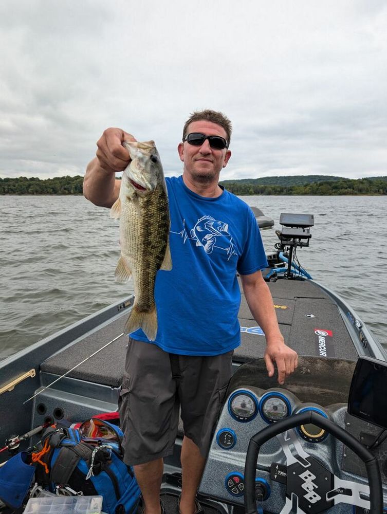 OZARKS BASSIN GUIDE SERVICE LLC - Updated December 2024 - Branson ...