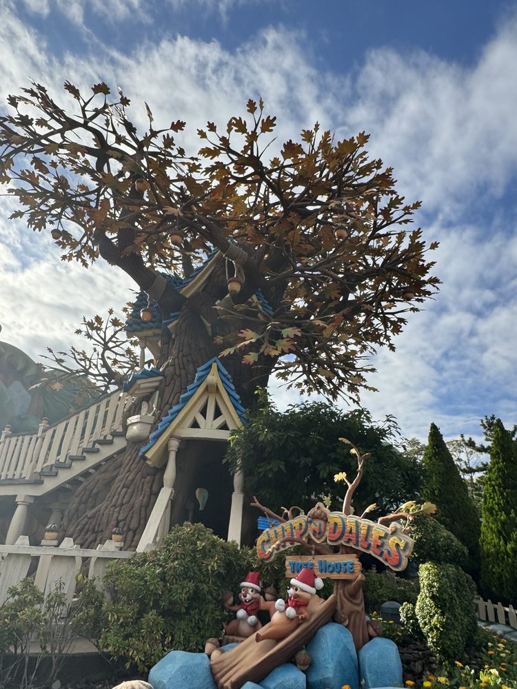 CHIP ‘N DALE TREE HOUSE - Updated October 2024 - Urayasu, Maihama, 1-1 ...