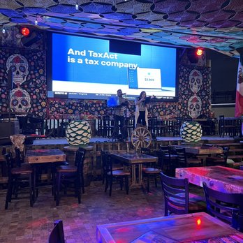 EL REFU - Updated October 2025 - 122 Photos & 93 Reviews - 17111 ...