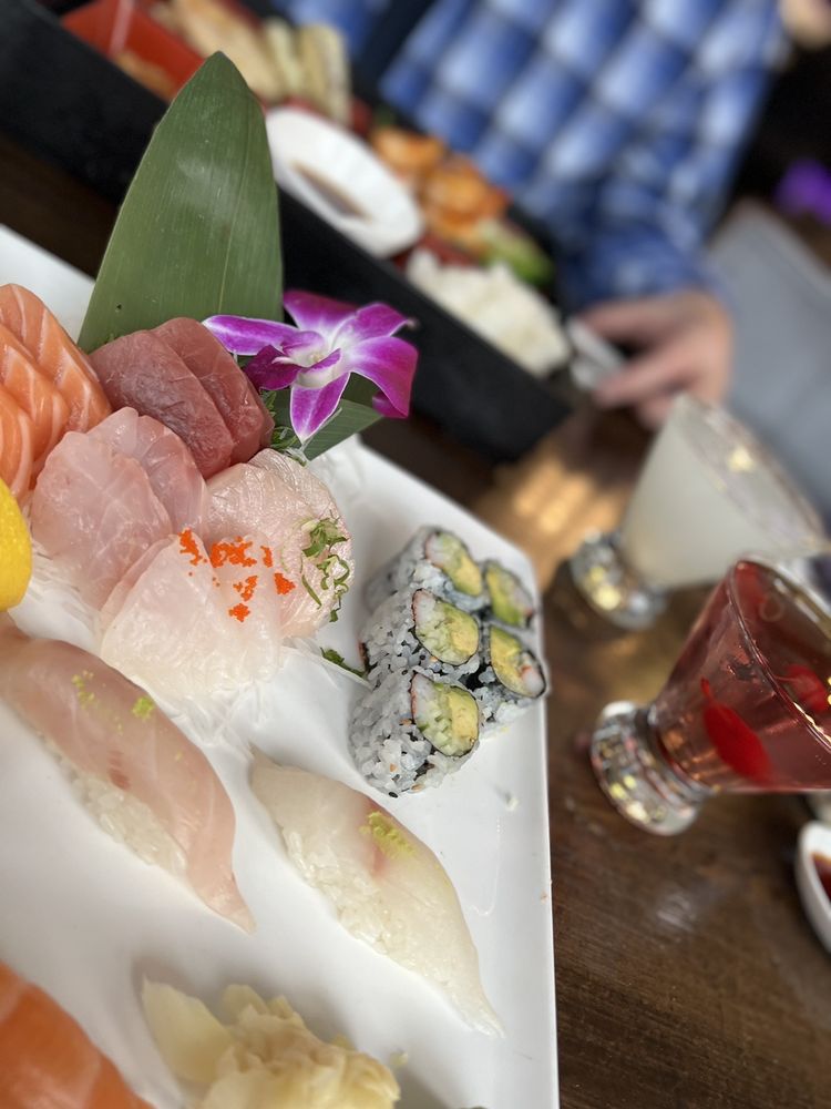 XAGA SUSHI - Updated January 2026 - 259 Photos & 179 Reviews - 217 ...