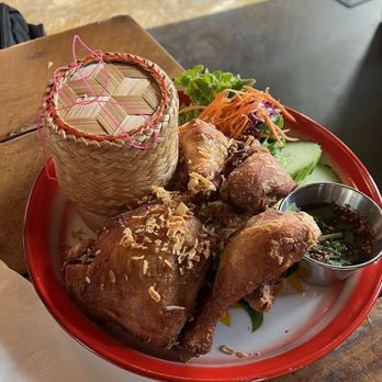 MEE SEN THAI EATERY - Updated October 2024 - 620 Photos & 562 Reviews ...